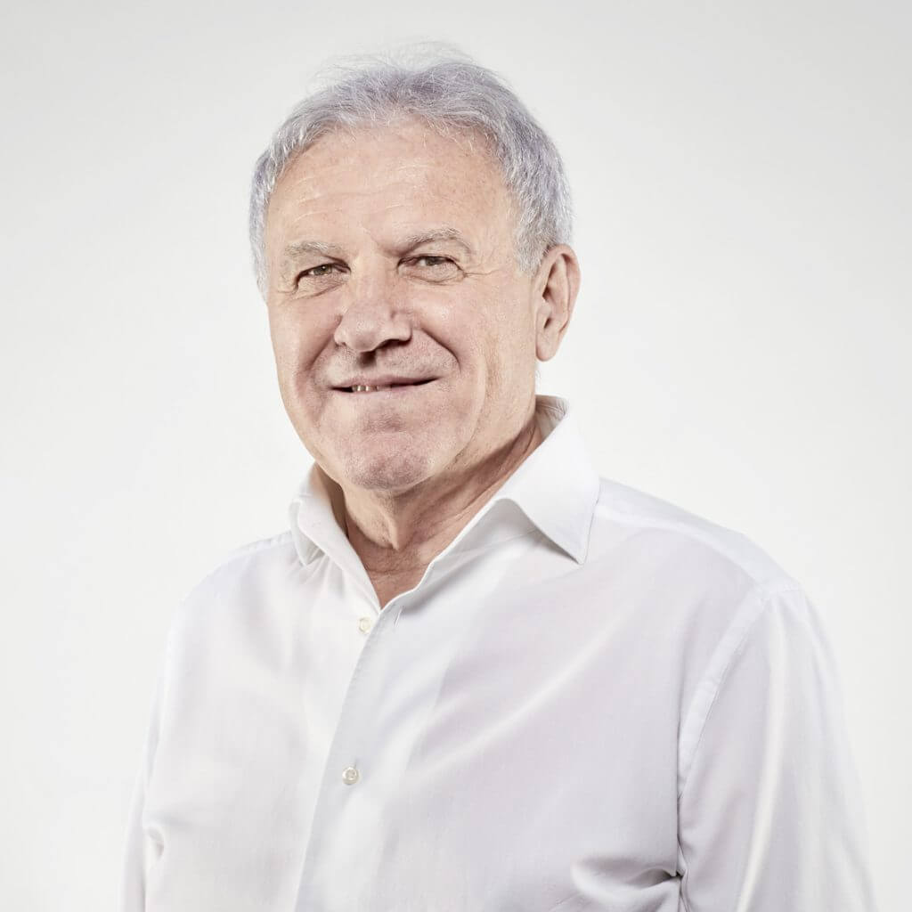 Broadcasting company at your service | Axel Tech