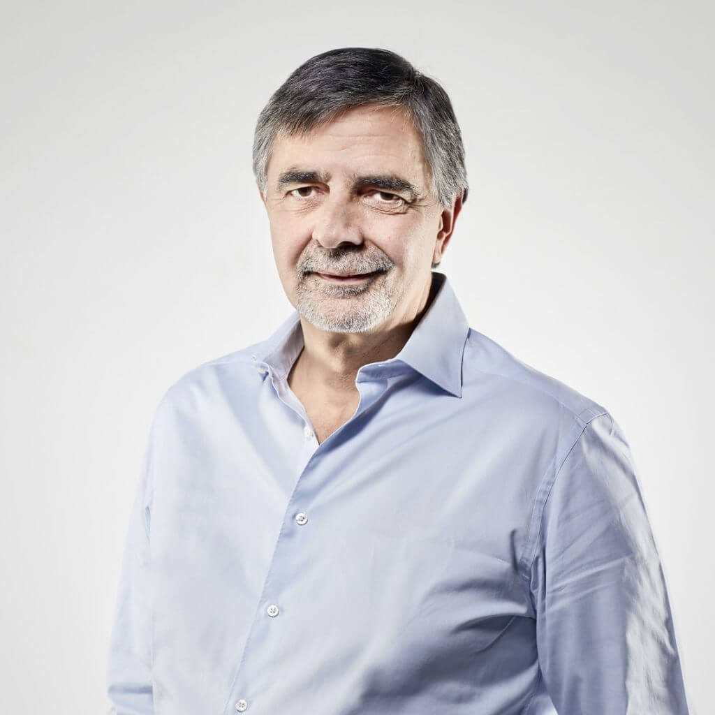 Broadcasting company at your service | Axel Tech